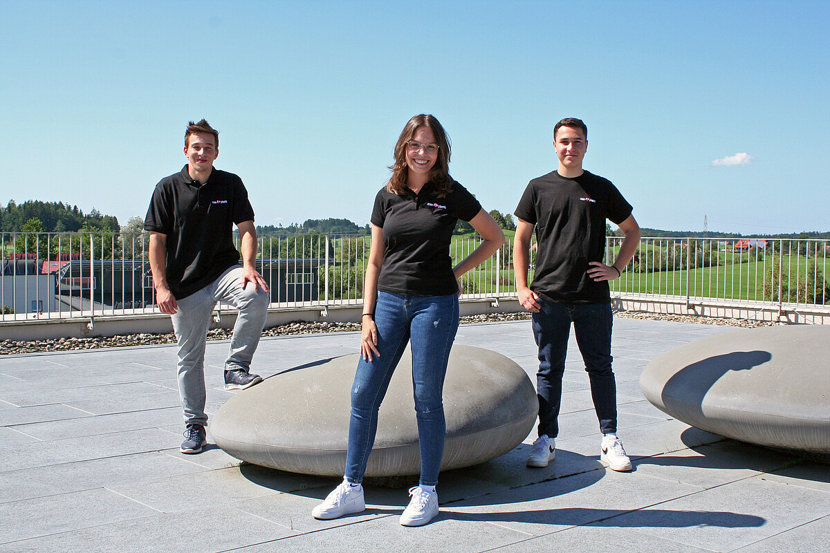 rose plastic welcomes new trainees - rose plastic